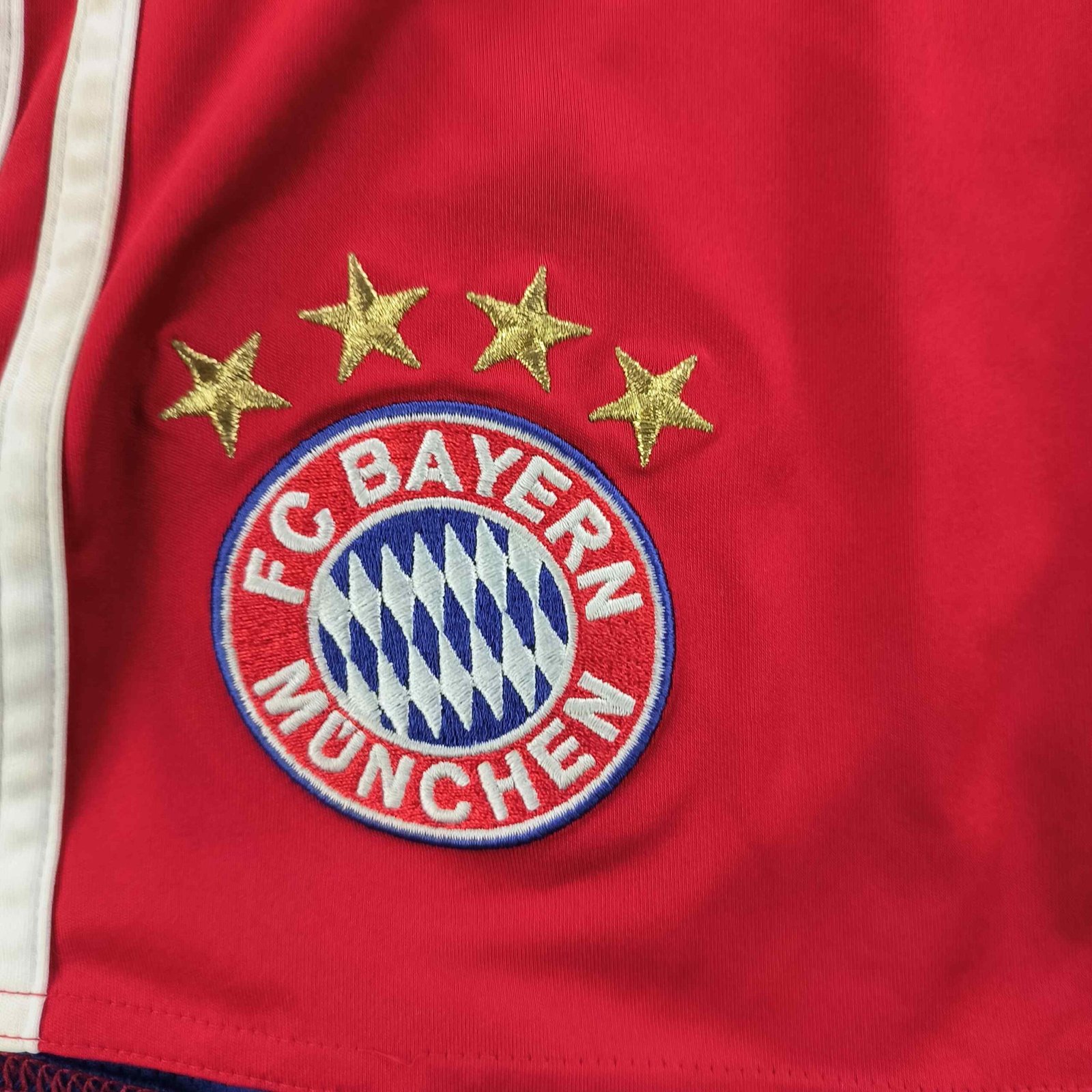 Bayern München 2014-15 Adidas hazai foci nadrág gyerek 164-es – Mezek.hu