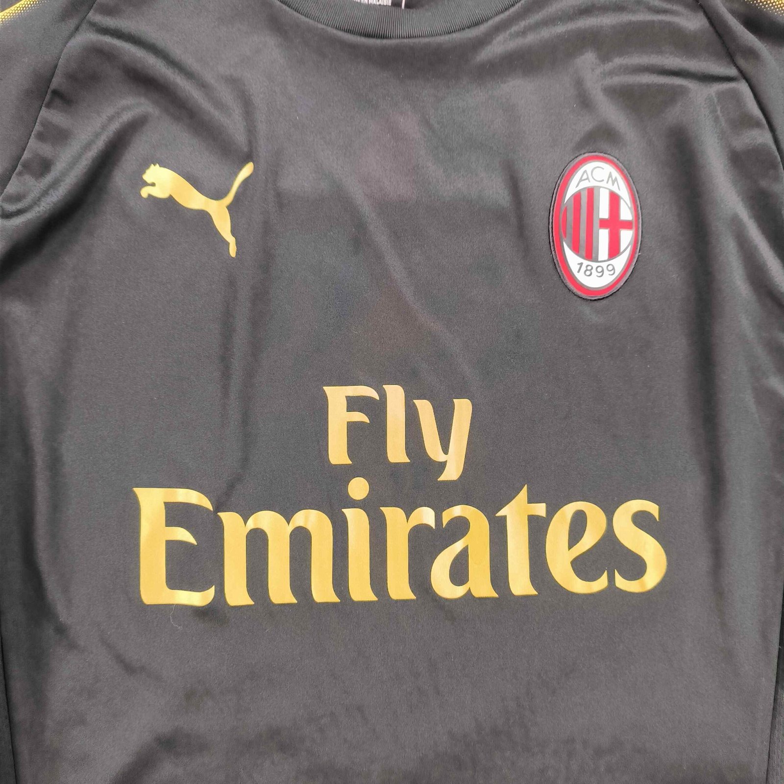 AC Milan 2018-19 Puma training foci mez L-es – Mezek.hu