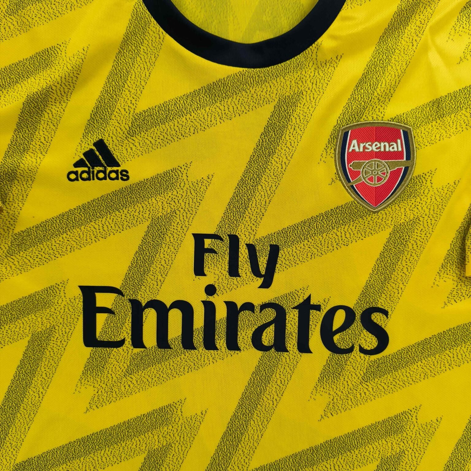 Arsenal 2019-20 Adidas vendég Bukayo Saka foci mez 3XL-es – Mezek.hu